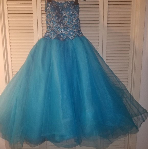 Xcite Prom | Dresses | Formal Evening Dress | Poshmark